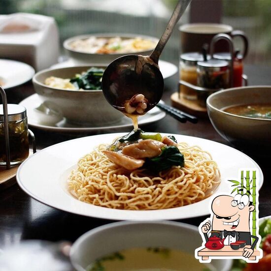 Menu at Wee Nam Kee restaurant, Surabaya, Jl. Basuki Rahmat No.8-12