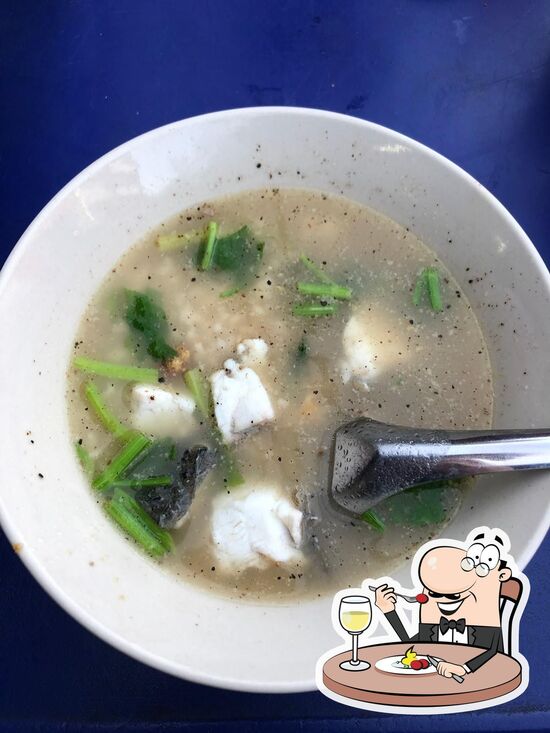 Menu at ข้าวต้มปลา โกม๊อก restaurant, Chamai