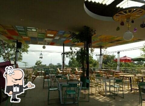 WAROENG ASSALAMU'ALAIKUM PUCEM cafe, Gresik - Restaurant reviews