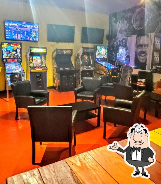 Screenland Armour in North Kansas City - Restaurant menu and reviews
