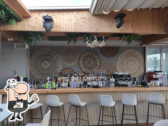 Buchi Lounge Bar, Warna - Speisekarte, Preise und Bewertungen