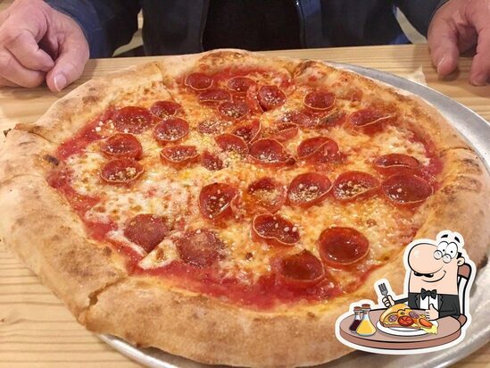Old Scratch Pizza & Beer, 812 S Patterson Blvd in Dayton - Restaurant ...