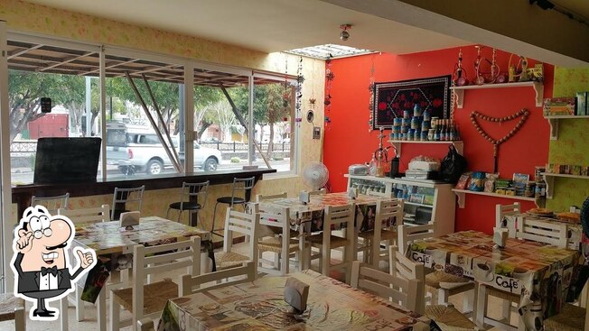Menu at Falafel Express restaurant, Santiago de Querétaro