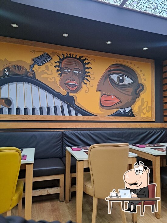 Menu at Mocambo Café & Deli, Amadora