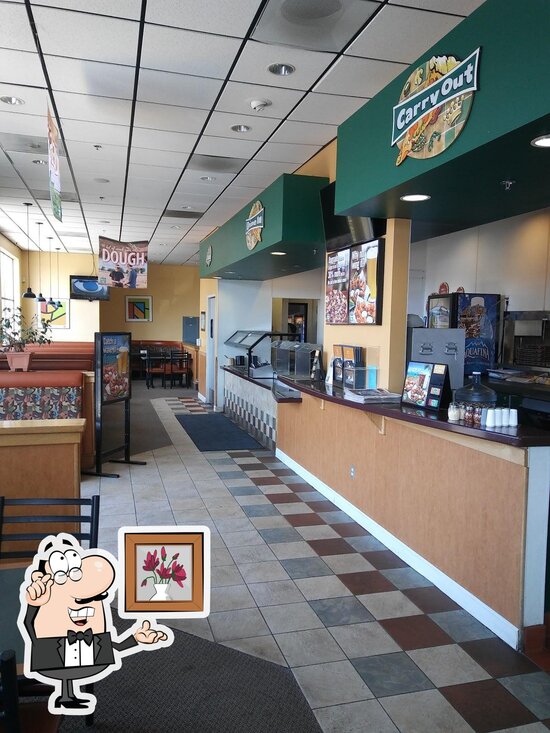 Round Table Pizza, Soledad - Restaurant menu, prices and reviews