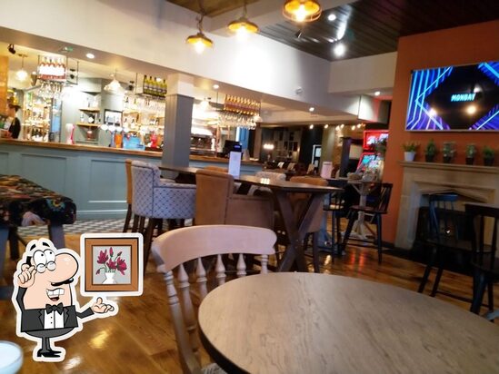 Pub y bar Moss Trooper, Altrincham, Moss Ln - Carta del restaurante y ...