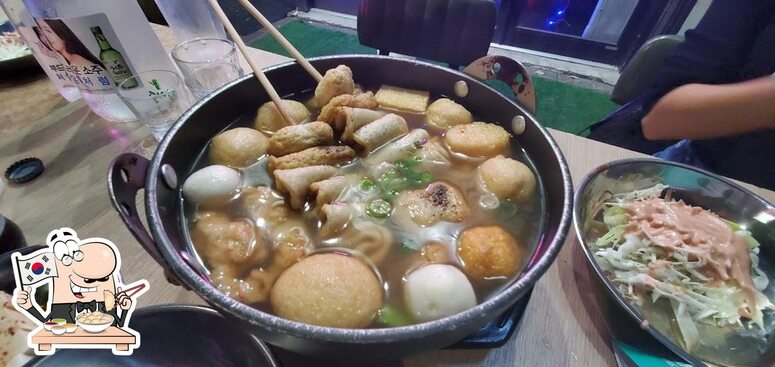 Ehwa Restaurant, 16 Isabella St in Toronto - Restaurant menu and reviews