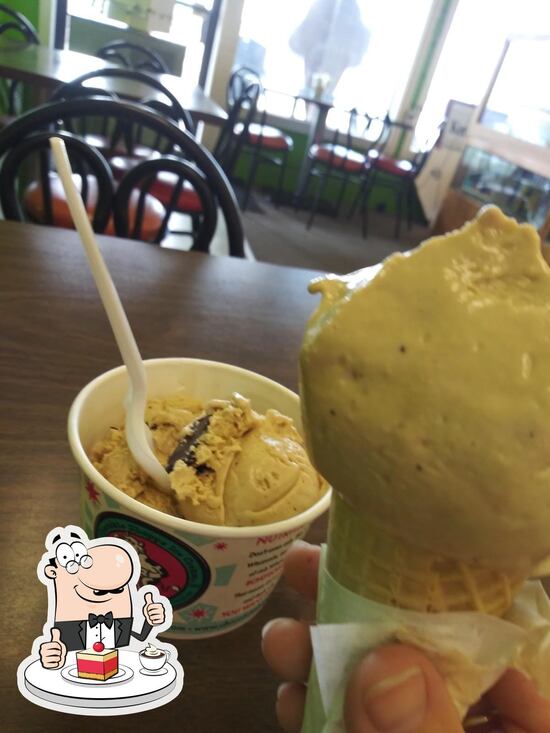 Scoopys Ice Cream And Candy in Wisconsin Dells - Restaurant reviews