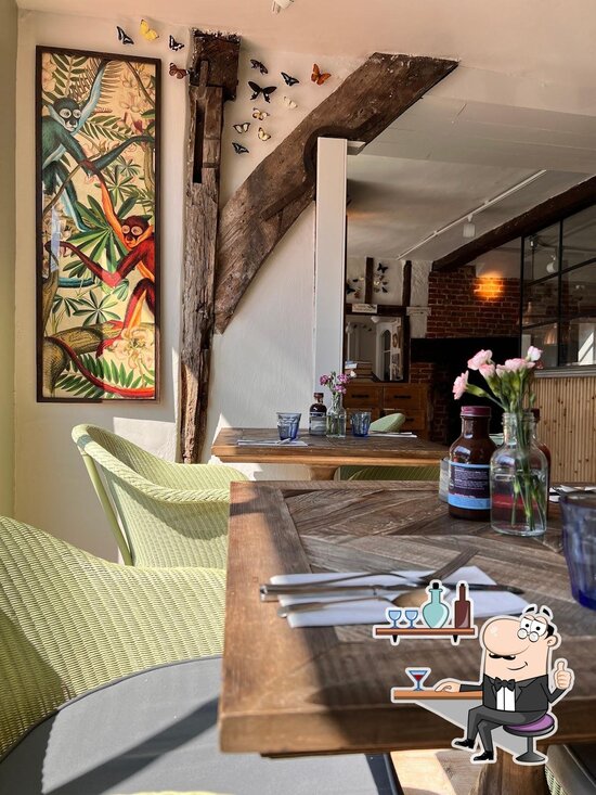 Daisy & Co. Pinner, Pinner - Restaurant menu, prices and reviews