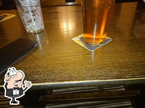 Four Crosses Pub, 10 Mill Rd in Walsall - Restaurant reviews
