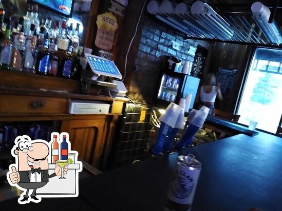 Uncle Woody's in Cincinnati - Restaurant menu and reviews