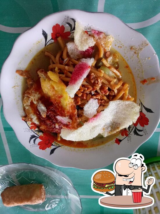 Menu at Lontong Tikungan Bu Yani cafe, Lubuk Pakam