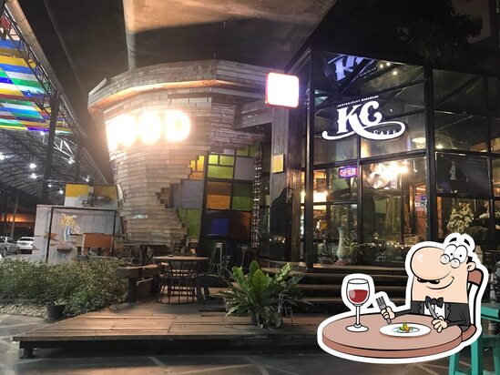 Menu at KC Cafe, Bangkok, ชุมทางสยามยิปซี