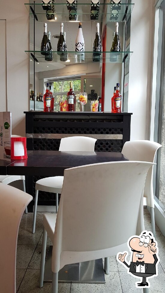 DD Café pub & bar, Milan - Restaurant reviews