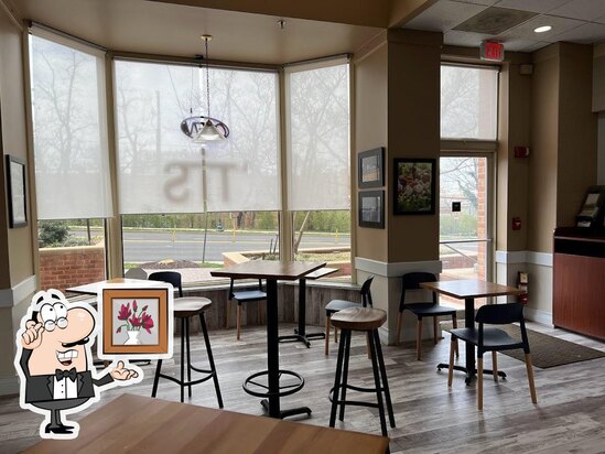 'Tis Corner Cafe in Silver Spring - Restaurant menu and reviews