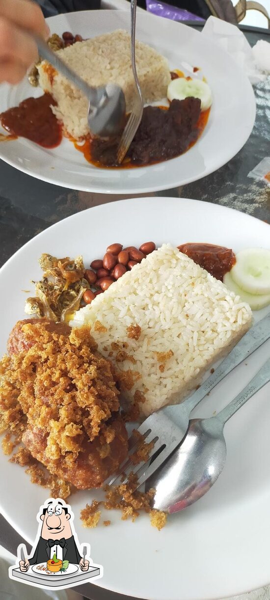 Banceuy Nasi Lemak - Klampis Jaya, Surabaya - Restaurant reviews
