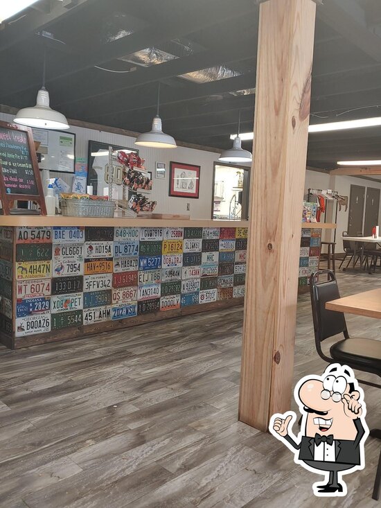 Huck's Cafe in Commerce - Restaurant menu and reviews
