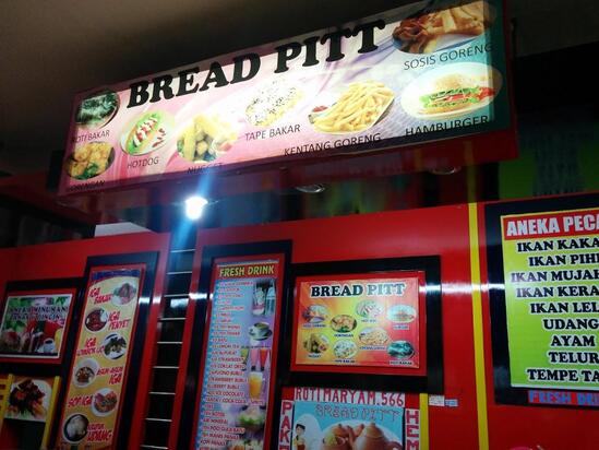Menu at Bread Pitt, Tegal