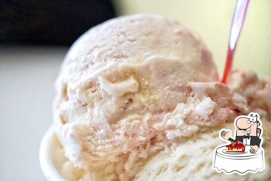 Ed's Real Scoop, 2224 Queen St E in Toronto - Restaurant menu and reviews