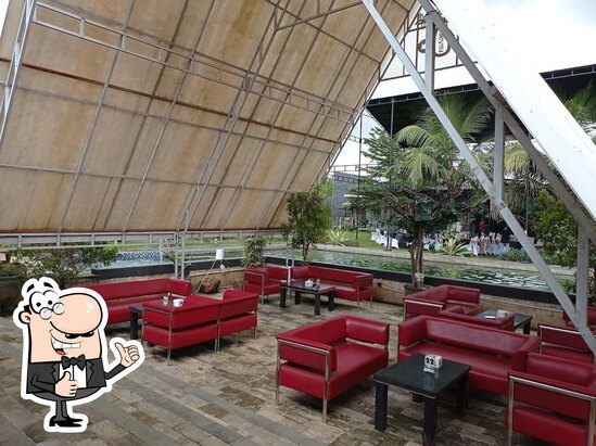 Level Up Resto & Bar, Purwokerto - Restaurant reviews