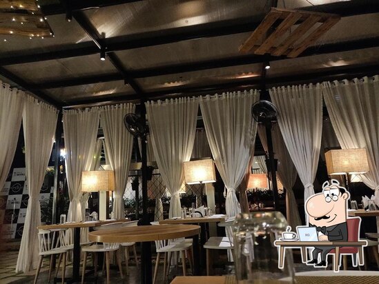 Republiq Fine Dine l Family Restaurant l Spirits l Banquet/Lawn l ...