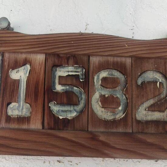 Menu at The 1582 pub & bar, Merced