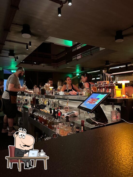 Tria Poulakia Bar, Limassol - Restaurant menu, prices and reviews