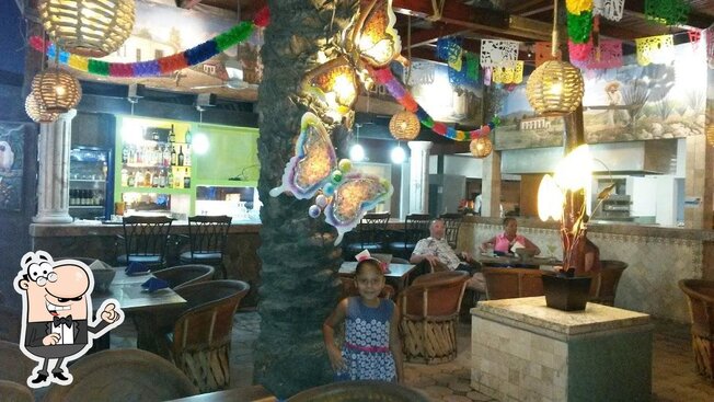 Carta del pub y bar La Ricazon, Cabo San Lucas, Cam. Real 629