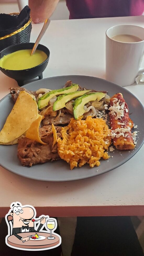 Menu at Café de Flora, Matamoros