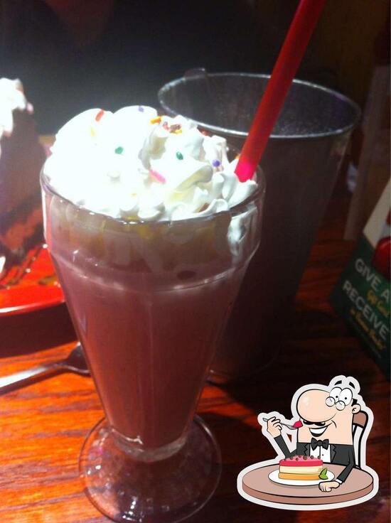 Menu at Red Robin Gourmet Burgers and Brews restaurant, Redding