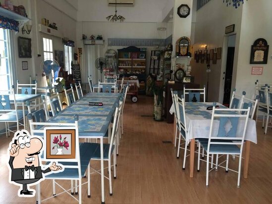 Menu at Memory Lane restaurant, Tagaytay