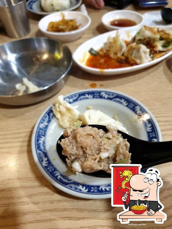 Menu at Yeonnam Dumpling restaurant, Seoul