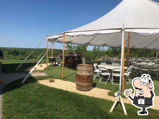 Hawk Ridge Winery, Watertown - Restaurant menu, prices and reviews