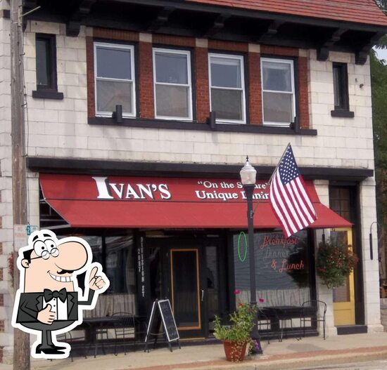Ivan's On the Square in East Troy - Restaurant menu and reviews