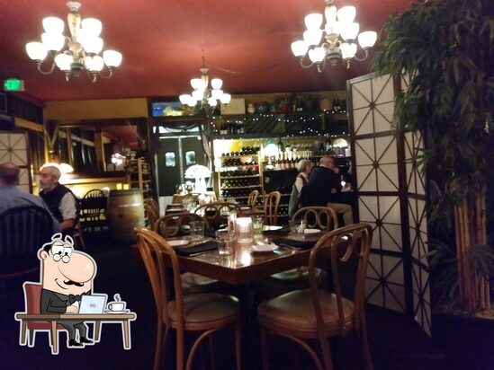 Alchemy Bistro & Bar, Port Townsend - Restaurant menu, prices and reviews