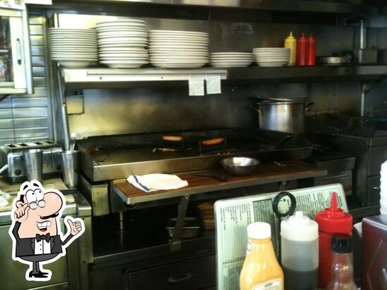 Monty's Grill, Royal Oak - Restaurant menu, prices and reviews