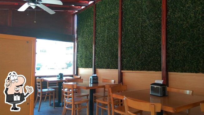 Menu at Yujo Sushi restaurant, Tijuana, Ignacio Comonfort 9279