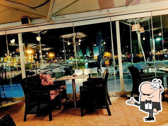 Roloi Cafe Bar Restaurant, Lavrio - Restaurant menu, prices and reviews