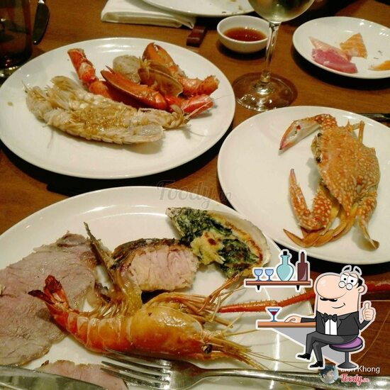 Saigon Café - International Seafood Buffet Restaurant, Ciudad Ho Chi ...