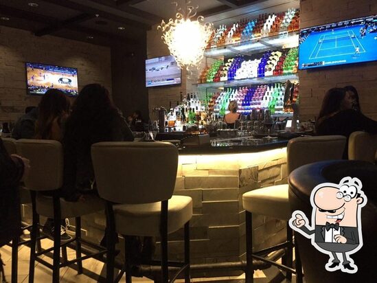 Tavern 180, 203 N 180th St in Omaha - Restaurant menu and reviews
