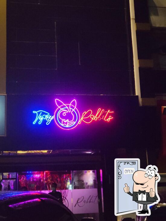 Menu at Tipsy Rabbits Lounge & Resto club, Palembang