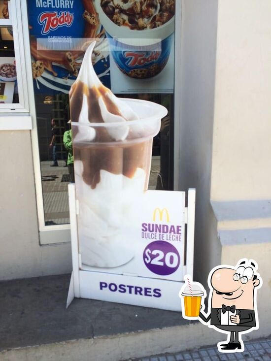 Menu at McDonald's fast food, Salta, Alberdi N° 25