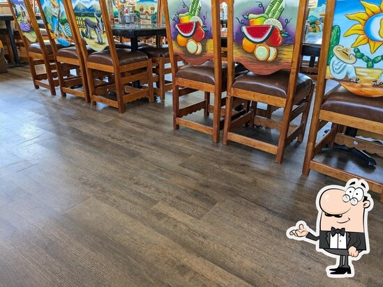 El Lorito Mexican Grill, Hopkins - Restaurant menu, prices and reviews