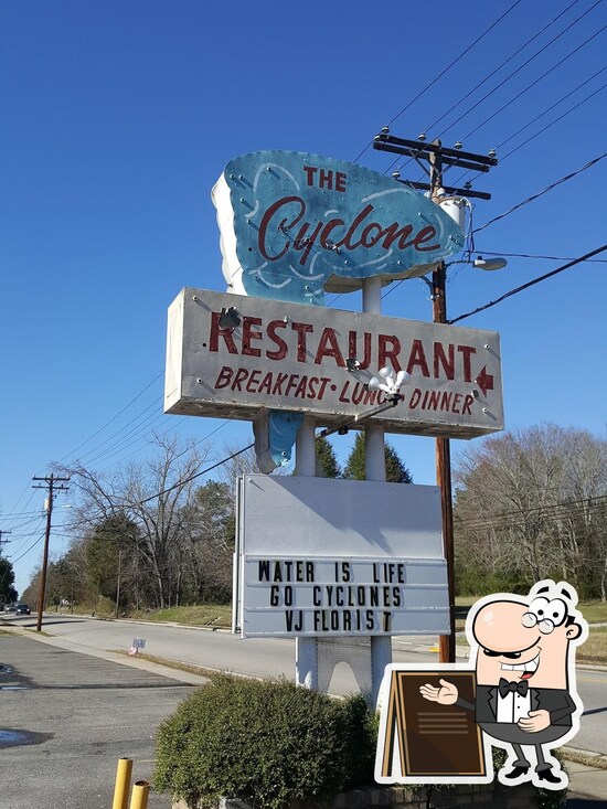 Cyclone Drive-In Restaurant, Chester - Restaurant menu, prices and reviews