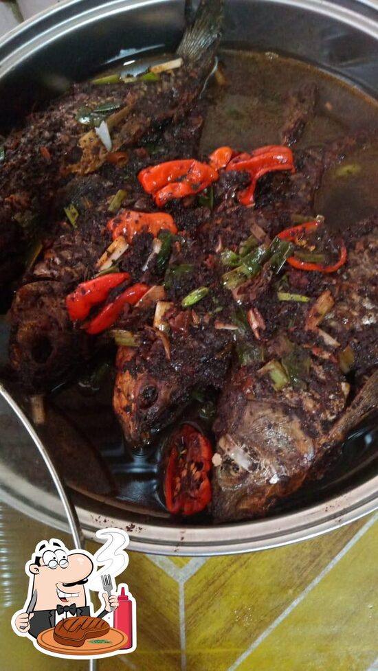 Warung RW/Tarki (Daging Anjing) & Masakan Toraja Dhanan - Restaurant ...