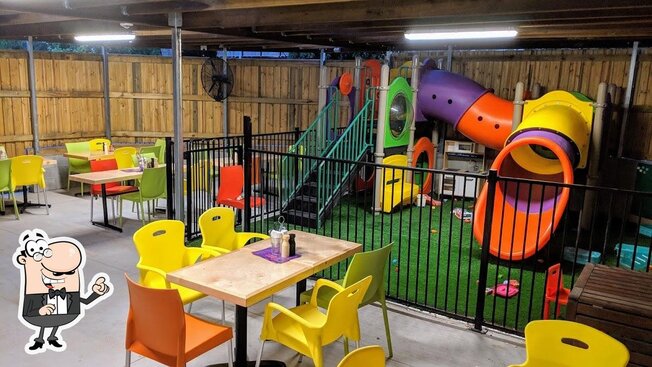 Funkateers Pizzeria, Stafford Heights - Restaurant menu, prices and reviews