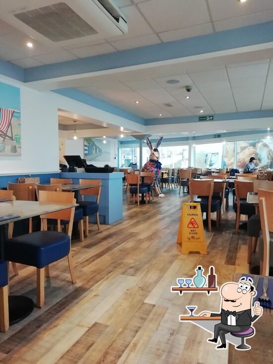 No.1 Cromer Fish and Chips Restaurant and Takeaway, Cromer - Restaurant ...