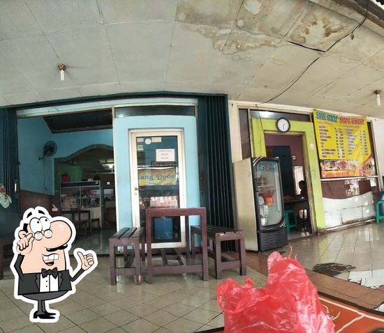 Es Sekoteng & Siomay Bandung Mang Dede, Zamrud, Bekasi - Restaurant ...