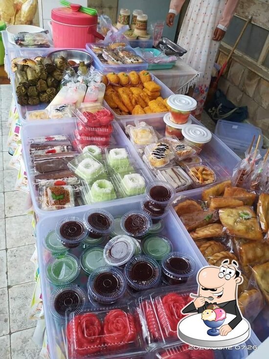 Lapak kue larangan cafe, Larangan