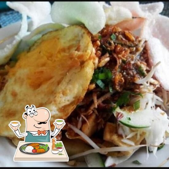 Lontong tahu gimbal dan Gado-gado bu sri Widuri, Semarang - Restaurant ...